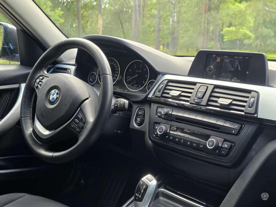 Grey BMW 320 2014 in Taurage, with an engine capacity of 2.00 L and mileage of 299 thousand km for 6990 €, photo 19 on AUTOMOTO.COM.LV