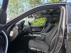Grey BMW 320 2014 in Taurage, with an engine capacity of 2.00 L and mileage of 299 thousand km for 6990 €, photo 25 on AUTOMOTO.COM.LV