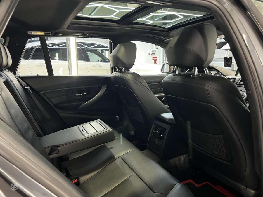 Pelēks BMW 320 2014 Joniškis, ar dzinēja tilpumu 2.00 L un nobraukumu 295 tūkst. km par 12500 €, foto 29 vietnē AUTOMOTO.COM.LV