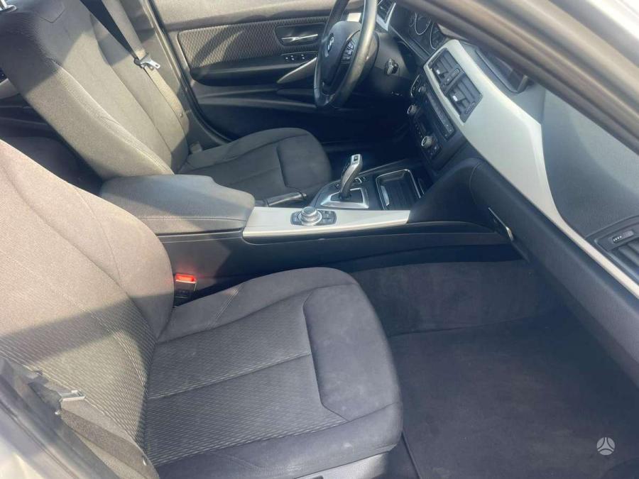 Grey BMW 320 2014 in Panevezys, with an engine capacity of 2.00 L and mileage of 330 thousand km for 5400 €, photo 7 on AUTOMOTO.COM.LV