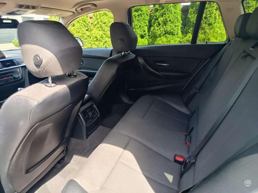Grey BMW 320 2014 in Kaunas, with an engine capacity of 2.00 L and mileage of 400 thousand km for 5250 €, photo 17 on AUTOMOTO.COM.LV