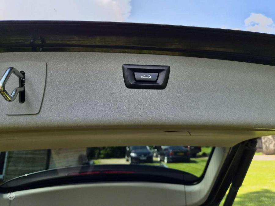 Pelēks BMW 320 2014 Alīta, ar dzinēja tilpumu 2.00 L un nobraukumu 232 tūkst. km par 10200 €, foto 16 vietnē AUTOMOTO.COM.LV