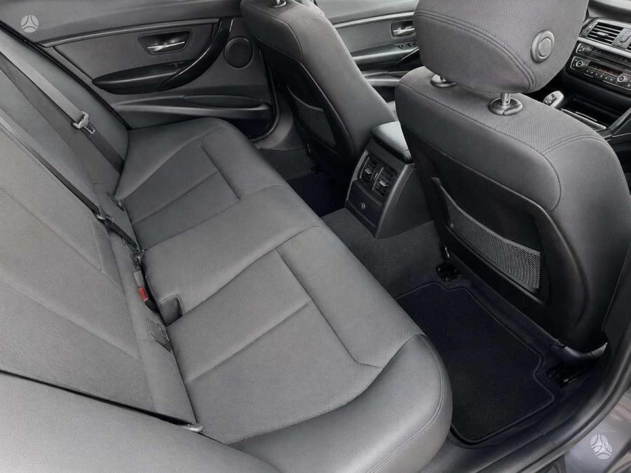 Pelēks BMW 320 2014 Marijampole, ar dzinēja tilpumu 2.00 L un nobraukumu 185 tūkst. km par 9700 €, foto 15 vietnē AUTOMOTO.COM.LV