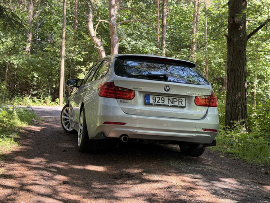 Grey BMW 320 2014 in Tallinn, with an engine capacity of 2.00 L and mileage of 232 thousand km for 8000 €, photo 6 on AUTOMOTO.COM.LV