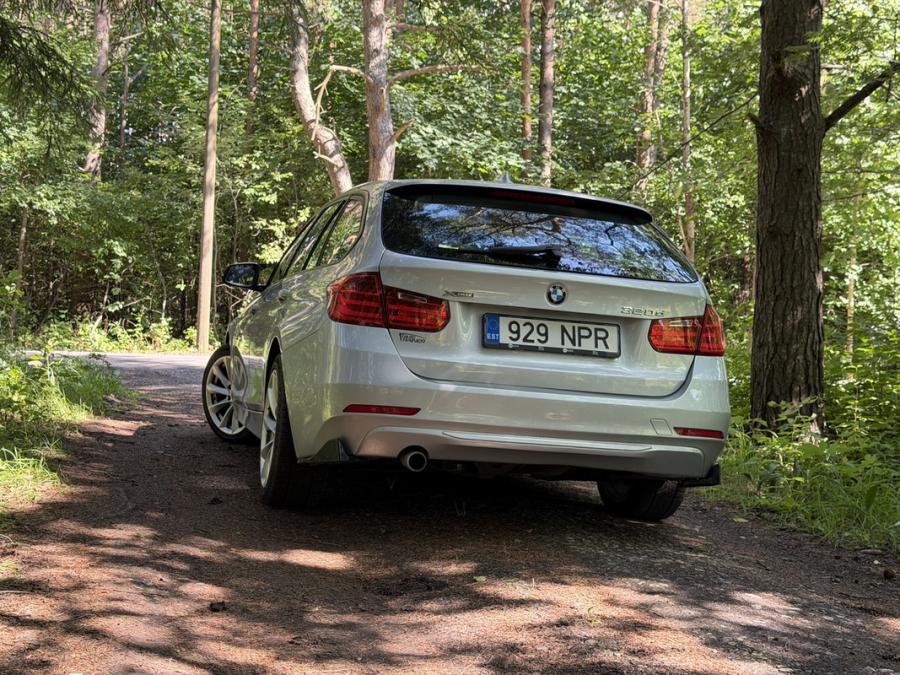 Grey BMW 320 2014 in Tallinn, with an engine capacity of 2.00 L and mileage of 232 thousand km for 8000 €, photo 21 on AUTOMOTO.COM.LV