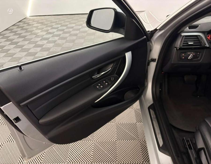 Grey BMW 320 2014 in Marijampole, with an engine capacity of 2.00 L and mileage of 315 thousand km for 7750 €, photo 25 on AUTOMOTO.COM.LV
