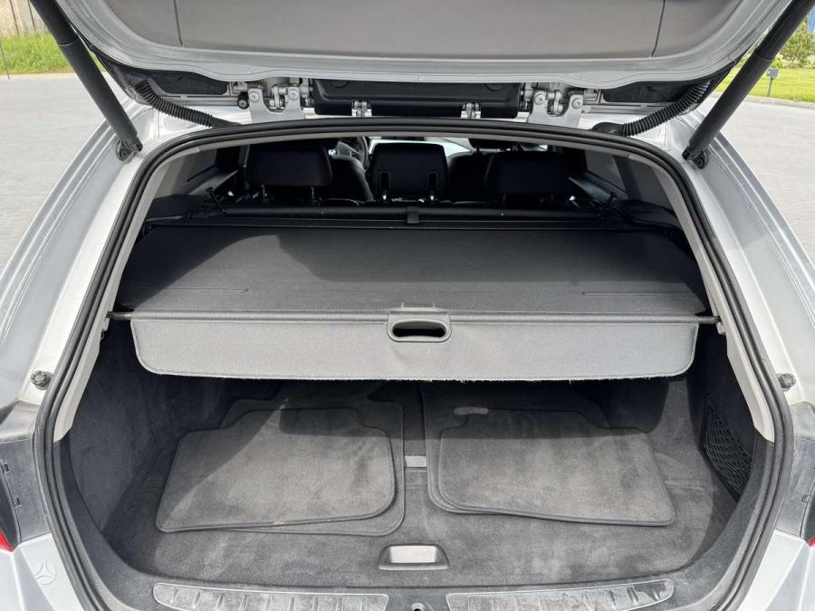 Grey BMW 320 2014 in Telschi, with an engine capacity of 2.00 L and mileage of 241 thousand km for 7999 €, photo 21 on AUTOMOTO.COM.LV
