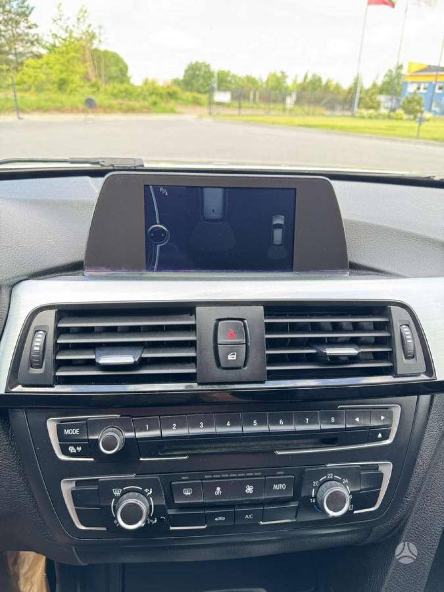 Grey BMW 320 2014 in Telschi, with an engine capacity of 2.00 L and mileage of 241 thousand km for 7999 €, photo 39 on AUTOMOTO.COM.LV