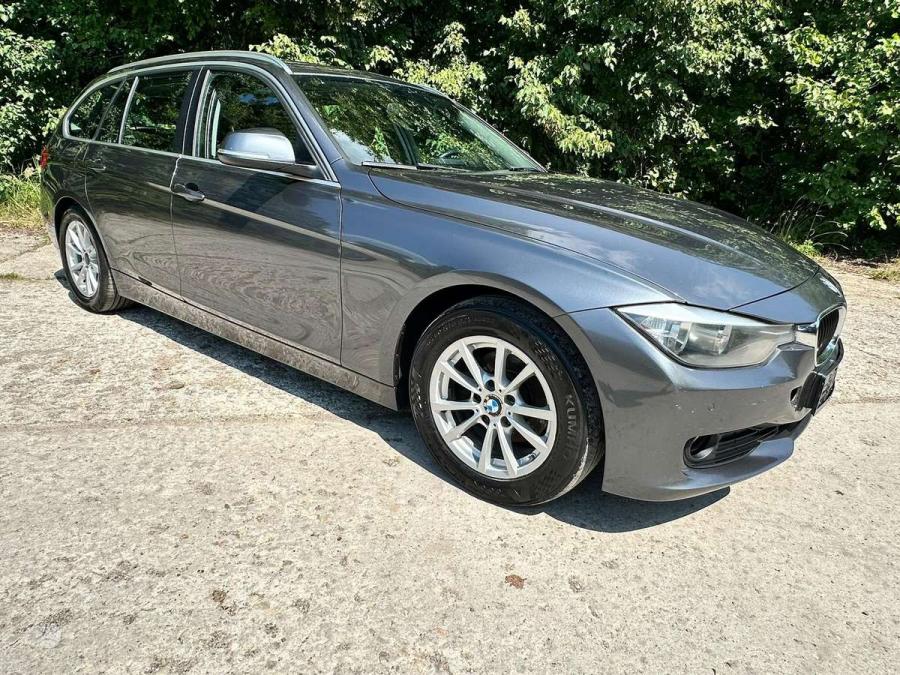 Grey BMW 320 2014 in Siauliai, with an engine capacity of 2.00 L and mileage of 300 thousand km for 5150 €, photo 6 on AUTOMOTO.COM.LV