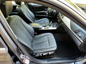 Pelēks BMW 320 2014 Šauļi, ar dzinēja tilpumu 2.00 L un nobraukumu 300 tūkst. km par 5150 €, foto 17 vietnē AUTOMOTO.COM.LV