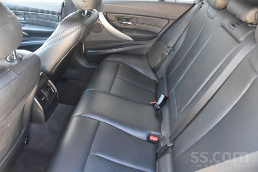 Pelēks BMW 320 2015 Rīga, ar dzinēja tilpumu 2.00 L un nobraukumu 259 tūkst. km par 11490 €, foto 12 vietnē AUTOMOTO.COM.LV