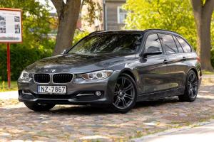 Grey BMW 320 2015 in Jelgava, with an engine capacity of 2.00 L and mileage of 265 thousand km for 8000 €, photo  on AUTOMOTO.COM.LV