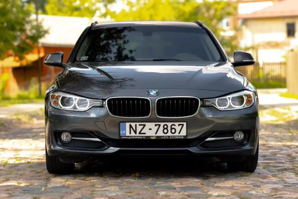 Grey BMW 320 2015 in Jelgava, with an engine capacity of 2.00 L and mileage of 265 thousand km for 8000 €, photo 3 on AUTOMOTO.COM.LV