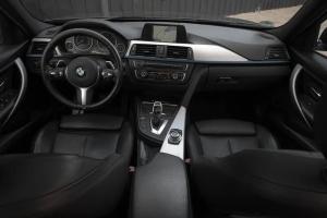 Pelēks BMW 320 2015 Jelgava, ar dzinēja tilpumu 2.00 L un nobraukumu 207 tūkst. km par 12900 €, foto 9 vietnē AUTOMOTO.COM.LV