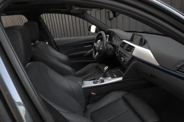 Grey BMW 320 2015 in Jelgava, with an engine capacity of 2.00 L and mileage of 207 thousand km for 12900 €, photo 10 on AUTOMOTO.COM.LV