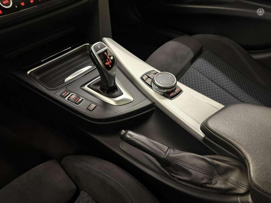 Grey BMW 320 2015 in Marijampole, with an engine capacity of 2.00 L and mileage of 214 thousand km for 10950 €, photo 12 on AUTOMOTO.COM.LV