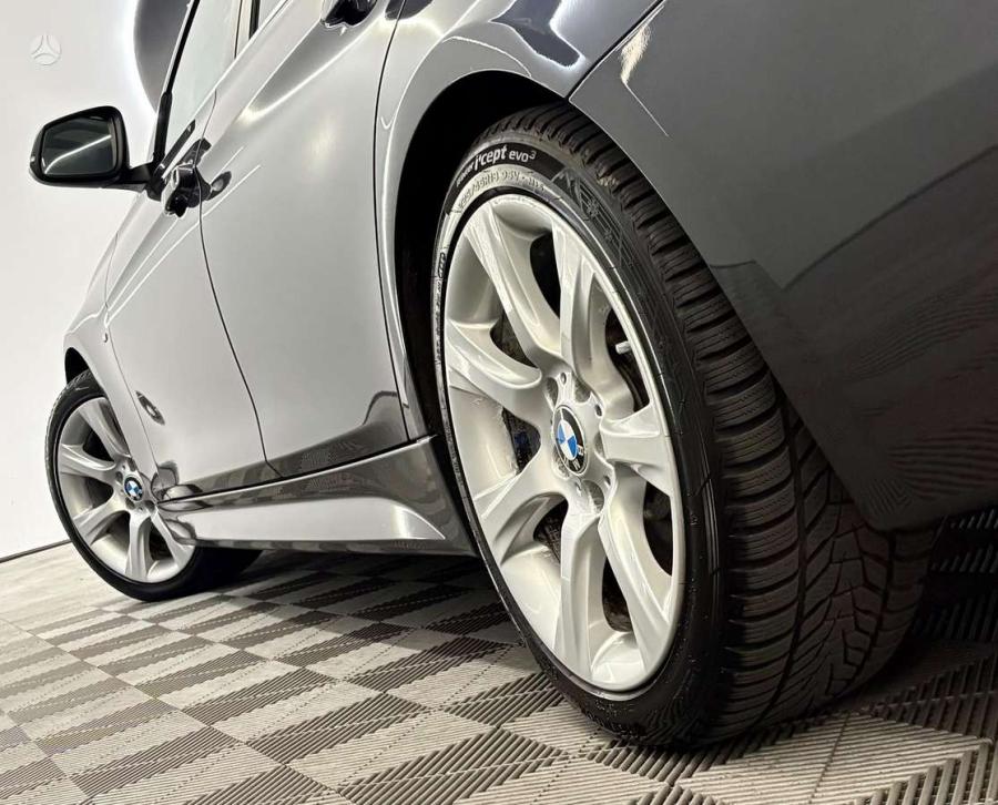 Grey BMW 320 2015 in Marijampole, with an engine capacity of 2.00 L and mileage of 214 thousand km for 10950 €, photo 45 on AUTOMOTO.COM.LV