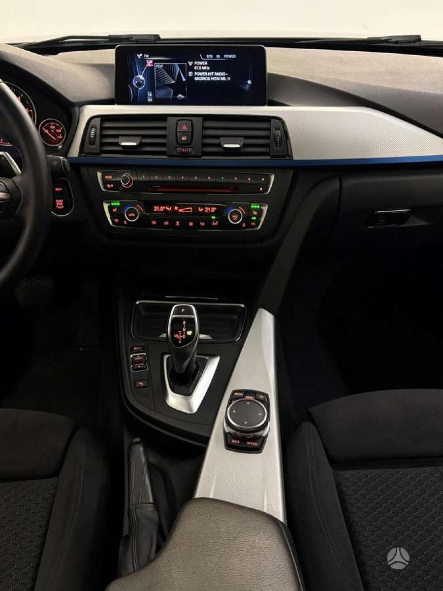 Grey BMW 320 2015 in Marijampole, with an engine capacity of 2.00 L and mileage of 214 thousand km for 10950 €, photo 55 on AUTOMOTO.COM.LV