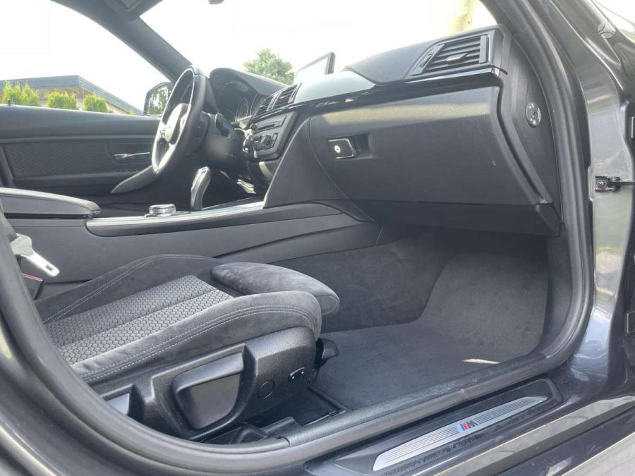 Pelēks BMW 320 2015 Viļņa, ar dzinēja tilpumu 2.00 L un nobraukumu 153 tūkst. km par 12900 €, foto 21 vietnē AUTOMOTO.COM.LV