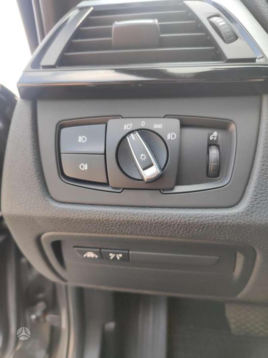 Pelēks BMW 320 2015 Kauņa, ar dzinēja tilpumu 2.00 L un nobraukumu 239 tūkst. km par 10400 €, foto 10 vietnē AUTOMOTO.COM.LV