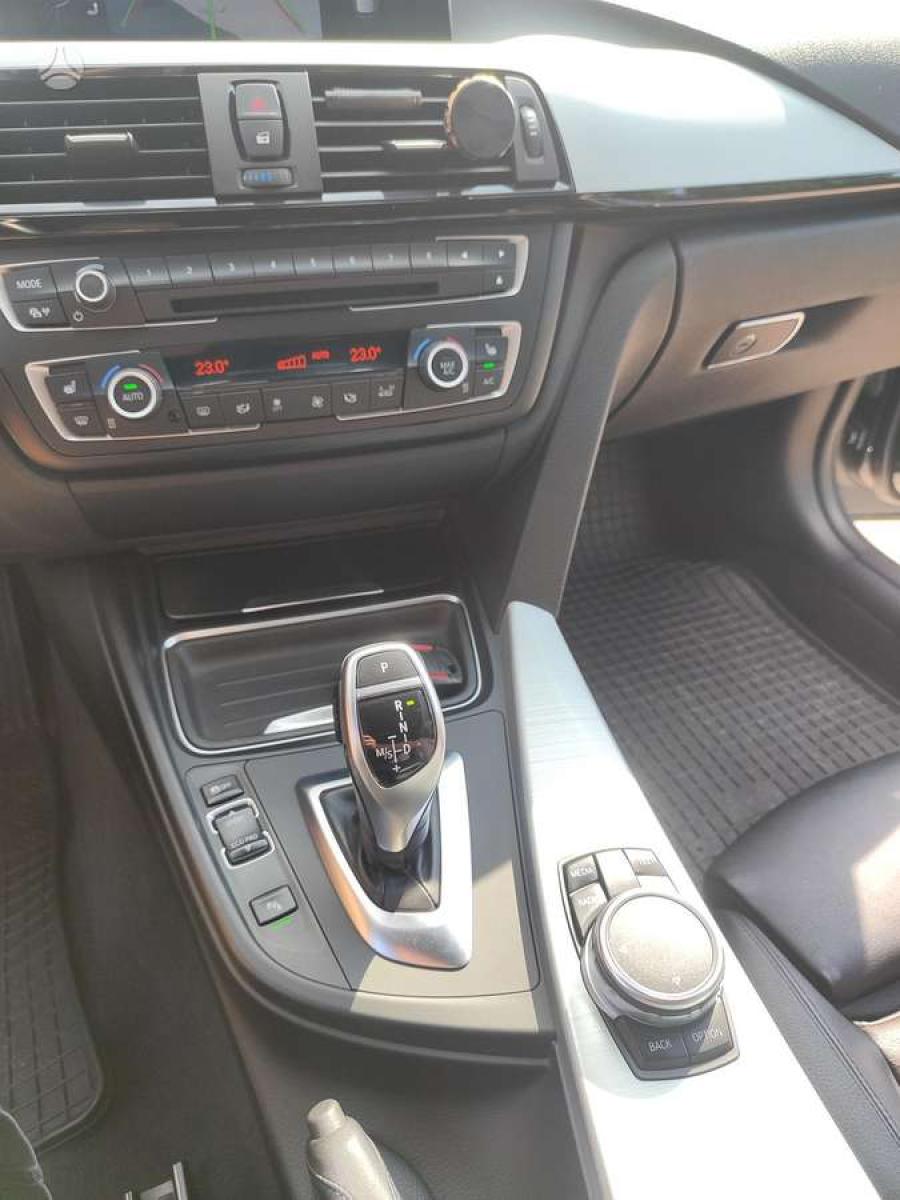Pelēks BMW 320 2015 Kauņa, ar dzinēja tilpumu 2.00 L un nobraukumu 239 tūkst. km par 10400 €, foto 13 vietnē AUTOMOTO.COM.LV
