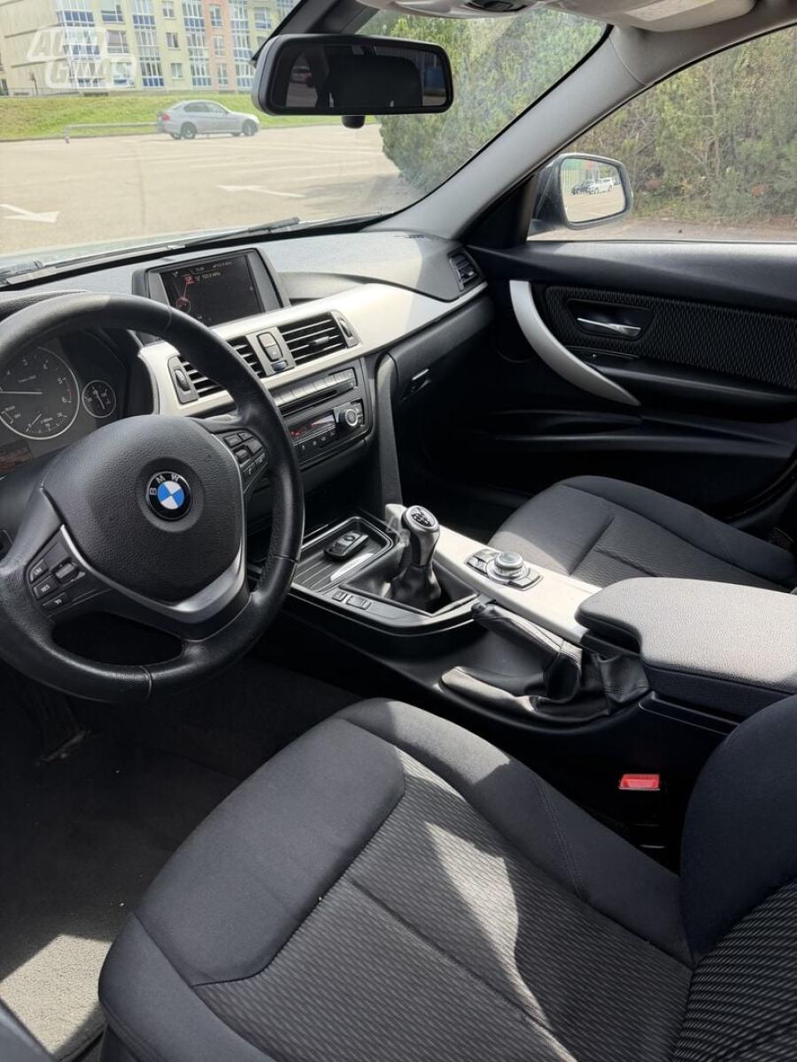 Pelēks BMW 320 2015 Šauļi, ar dzinēja tilpumu 2.00 L un nobraukumu 226 tūkst. km par 6950 €, foto 9 vietnē AUTOMOTO.COM.LV