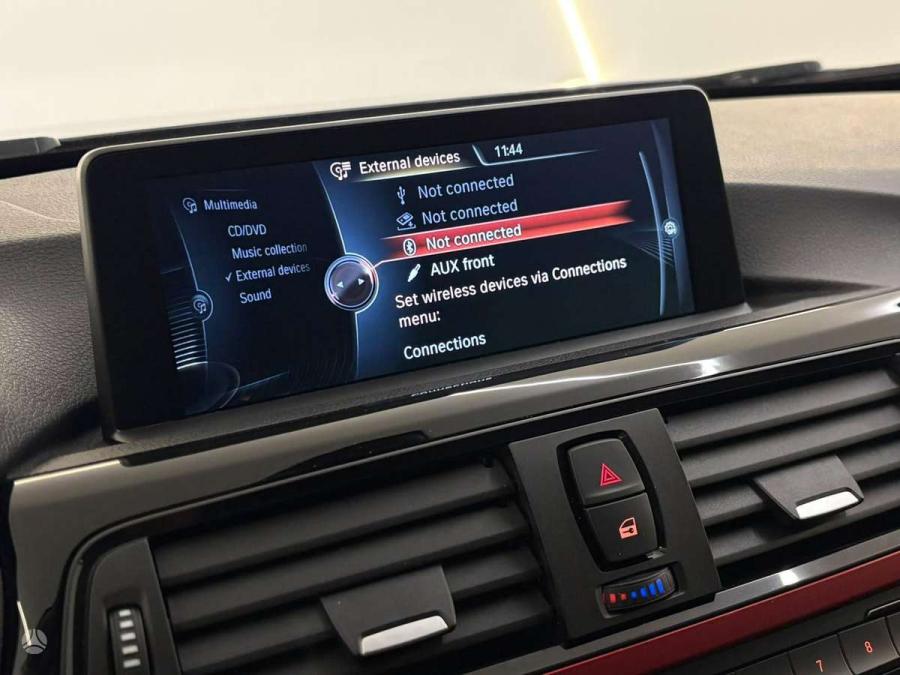 Grey BMW 320 2015 in Marijampole, with an engine capacity of 2.00 L and mileage of 281 thousand km for 10550 €, photo 8 on AUTOMOTO.COM.LV