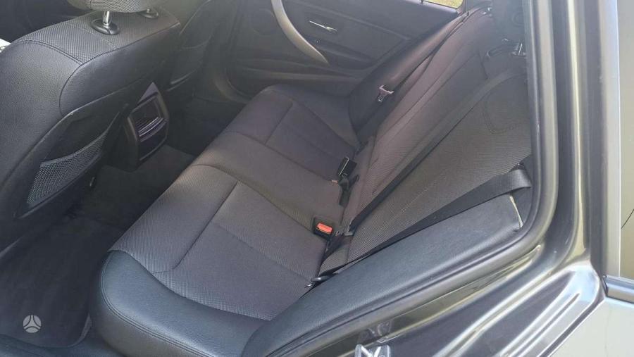 Pelēks BMW 320 2015 Kauņa, ar dzinēja tilpumu 2.00 L un nobraukumu 200 tūkst. km par 9500 €, foto 23 vietnē AUTOMOTO.COM.LV