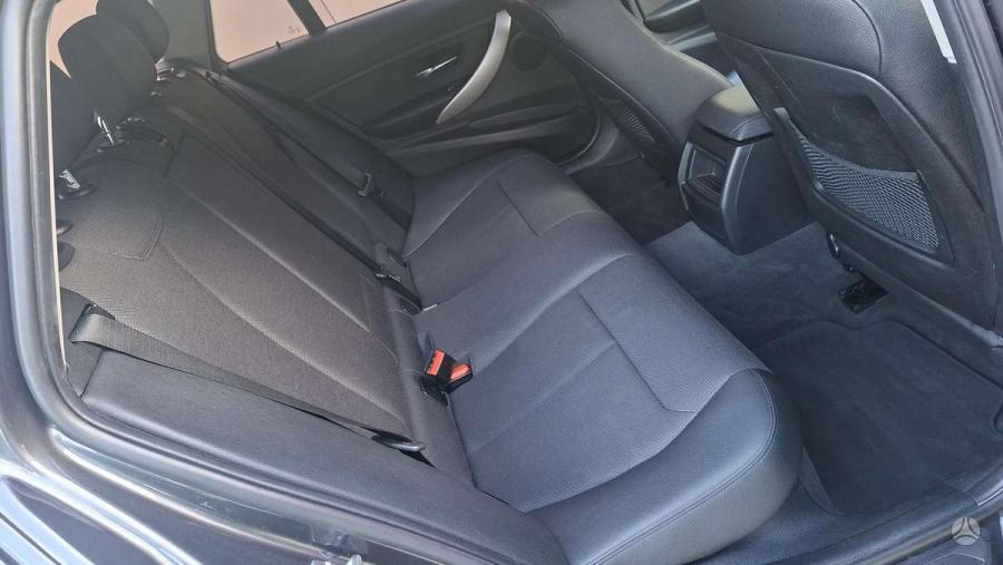 Pelēks BMW 320 2015 Kauņa, ar dzinēja tilpumu 2.00 L un nobraukumu 200 tūkst. km par 9500 €, foto 24 vietnē AUTOMOTO.COM.LV