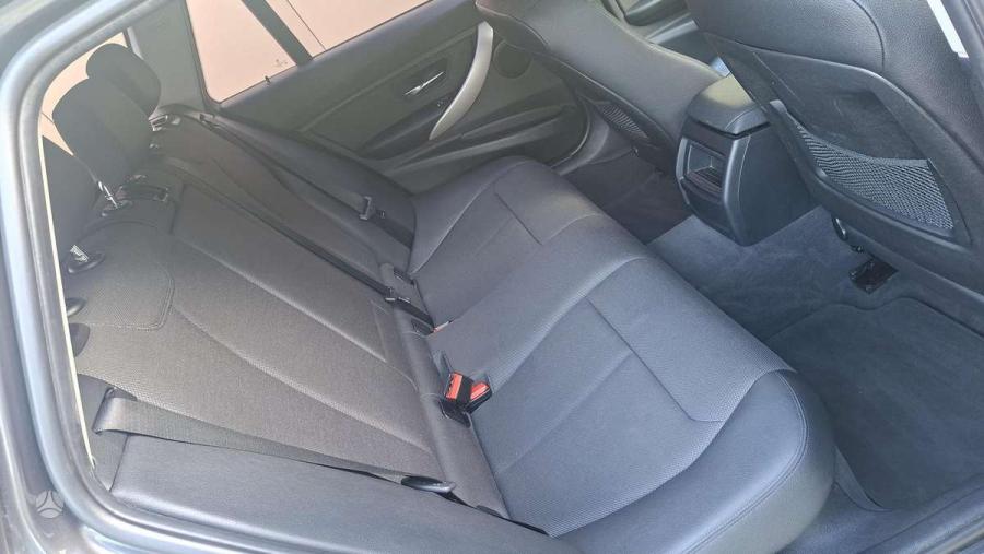 Pelēks BMW 320 2015 Kauņa, ar dzinēja tilpumu 2.00 L un nobraukumu 200 tūkst. km par 9500 €, foto 25 vietnē AUTOMOTO.COM.LV