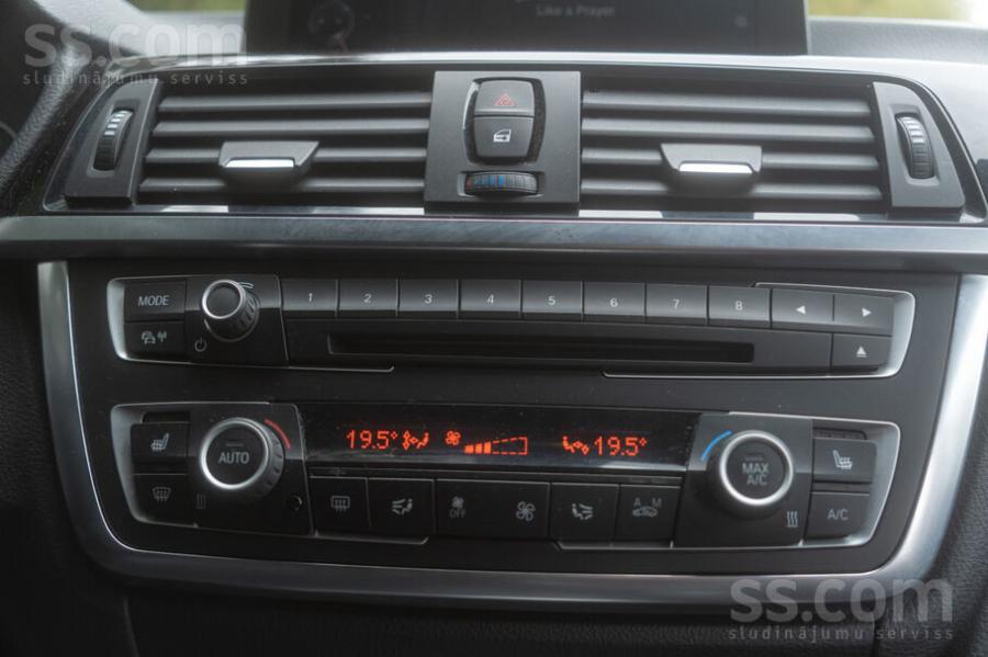 Pelēks BMW 320 2015 Rīga, ar dzinēja tilpumu 2.00 L un nobraukumu 263 tūkst. km par 10500 €, foto 14 vietnē AUTOMOTO.COM.LV