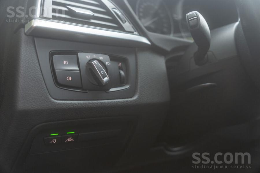 Pelēks BMW 320 2015 Rīga, ar dzinēja tilpumu 2.00 L un nobraukumu 263 tūkst. km par 10500 €, foto 25 vietnē AUTOMOTO.COM.LV