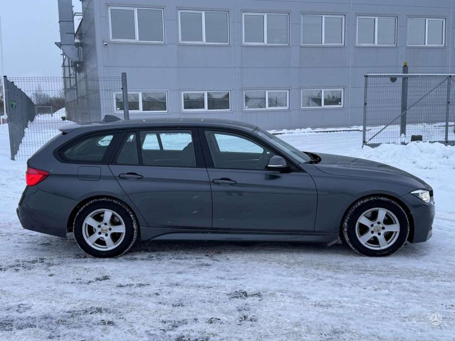 Pelēks BMW 320 2016 Panevēža, ar dzinēja tilpumu 2.00 L un nobraukumu 202 tūkst. km par 13000 €, foto 3 vietnē AUTOMOTO.COM.LV