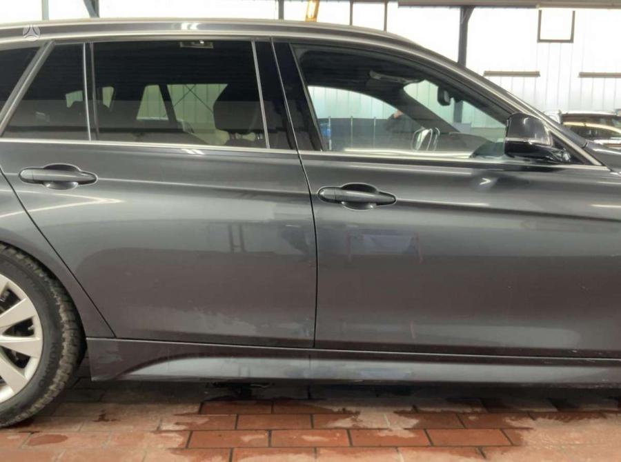 Grey BMW 320 2016 in Utena, with an engine capacity of 2.00 L and mileage of 271 thousand km for 12750 €, photo 7 on AUTOMOTO.COM.LV