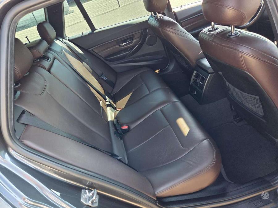 Pelēks BMW 320 2016 Kauņa, ar dzinēja tilpumu 2.00 L un nobraukumu 255 tūkst. km par 9850 €, foto 15 vietnē AUTOMOTO.COM.LV