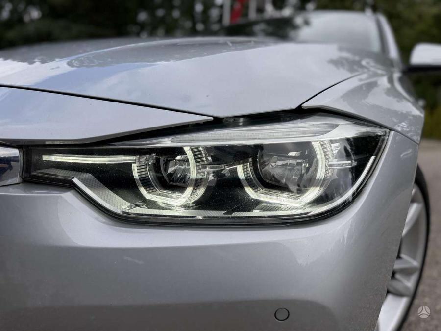 Pelēks BMW 320 2016 Kazlų Rūda, ar dzinēja tilpumu 2.00 L un nobraukumu 312 tūkst. km par 9000 €, foto 5 vietnē AUTOMOTO.COM.LV