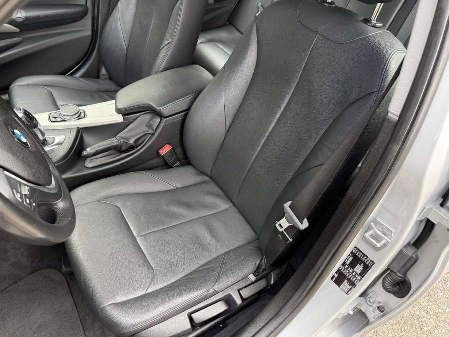 Pelēks BMW 320 2016 Kazlų Rūda, ar dzinēja tilpumu 2.00 L un nobraukumu 312 tūkst. km par 9000 €, foto 26 vietnē AUTOMOTO.COM.LV