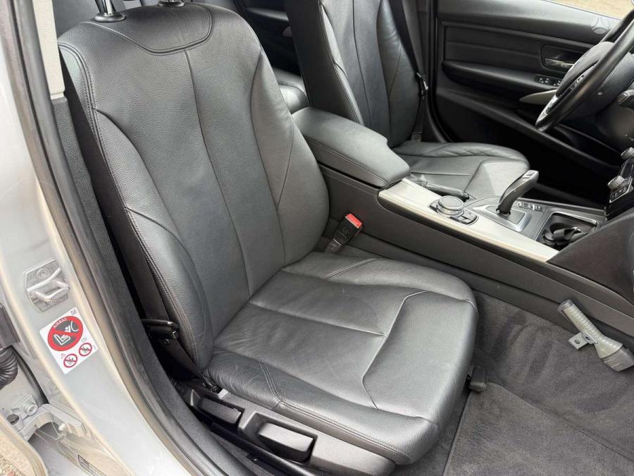 Pelēks BMW 320 2016 Kazlų Rūda, ar dzinēja tilpumu 2.00 L un nobraukumu 312 tūkst. km par 9000 €, foto 27 vietnē AUTOMOTO.COM.LV