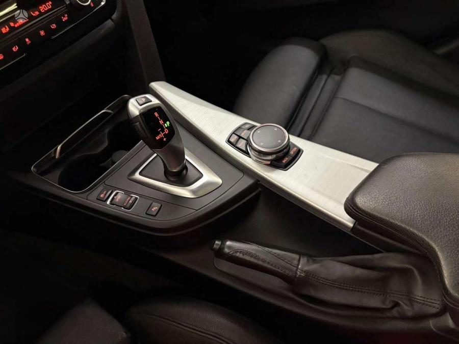 Grey BMW 320 2016 in Marijampole, with an engine capacity of 2.00 L and mileage of 273 thousand km for 13650 €, photo 14 on AUTOMOTO.COM.LV