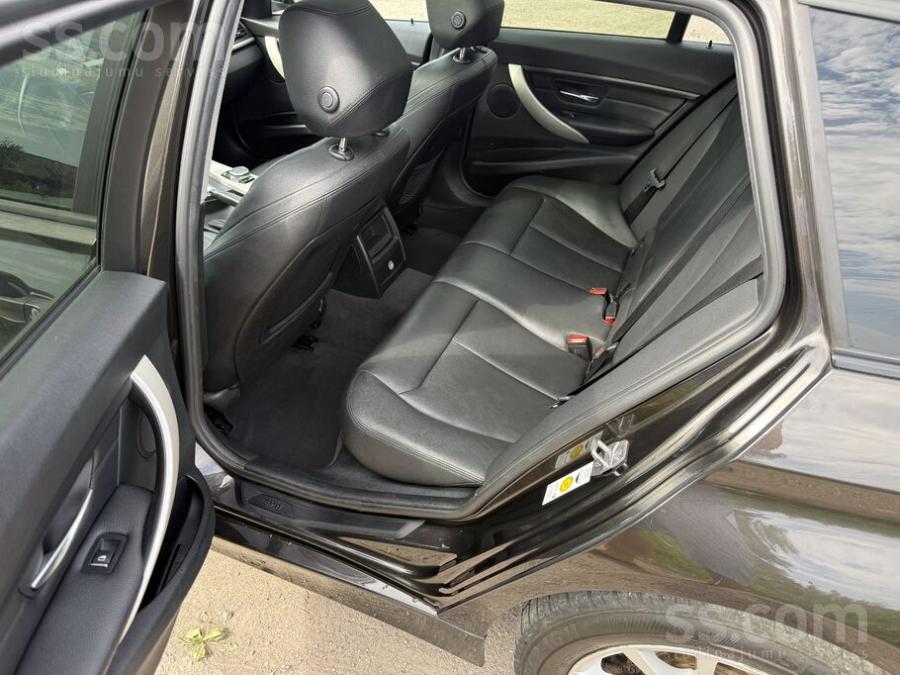 Grey BMW 320 2016 in Riga, with an engine capacity of 2.00 L and mileage of 303 thousand km for 11499 €, photo 13 on AUTOMOTO.COM.LV