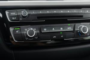 Grey BMW 320 2016 in Riga, with an engine capacity of 2.00 L and mileage of 257 thousand km for 11990 €, photo 23 on AUTOMOTO.COM.LV
