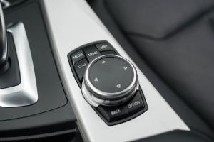 Grey BMW 320 2016 in Riga, with an engine capacity of 2.00 L and mileage of 257 thousand km for 11990 €, photo 27 on AUTOMOTO.COM.LV