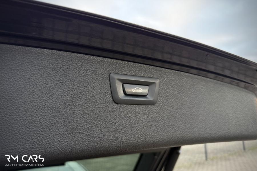 Grey BMW 320 2016 in Jelgava, with an engine capacity of 2.00 L and mileage of 245 thousand km for 12950 €, photo 27 on AUTOMOTO.COM.LV