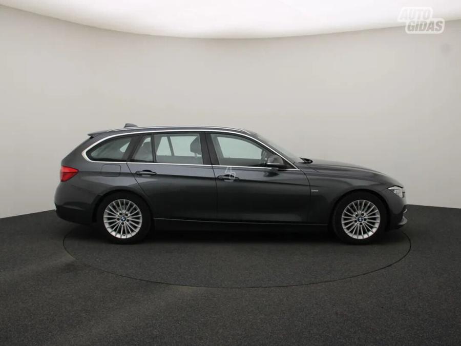 Pelēks BMW 320 2017 Viļņa, ar dzinēja tilpumu 2.00 L un nobraukumu 202 tūkst. km par 14099 €, foto 10 vietnē AUTOMOTO.COM.LV