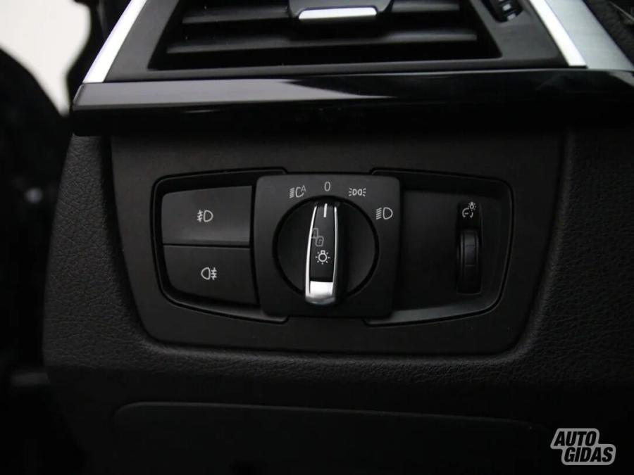 Pelēks BMW 320 2017 Viļņa, ar dzinēja tilpumu 2.00 L un nobraukumu 202 tūkst. km par 14099 €, foto 28 vietnē AUTOMOTO.COM.LV