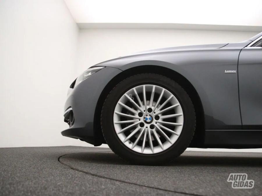 Pelēks BMW 320 2017 Viļņa, ar dzinēja tilpumu 2.00 L un nobraukumu 202 tūkst. km par 14099 €, foto 29 vietnē AUTOMOTO.COM.LV