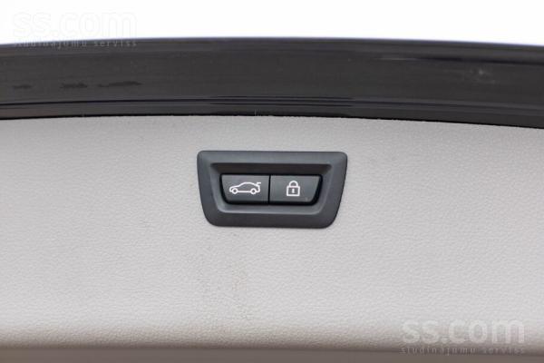 Grey BMW 320 2017 in Riga, with an engine capacity of 2.00 L and mileage of 273 thousand km for 13990 €, photo 10 on AUTOMOTO.COM.LV