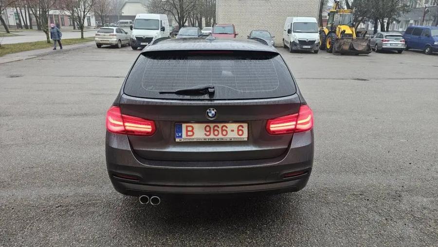 Grey BMW 320 2017 in Riga, with an engine capacity of 2.00 L and mileage of 199 thousand km for 12950 €, photo 8 on AUTOMOTO.COM.LV