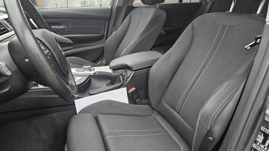 Grey BMW 320 2017 in Riga, with an engine capacity of 2.00 L and mileage of 199 thousand km for 12950 €, photo 13 on AUTOMOTO.COM.LV