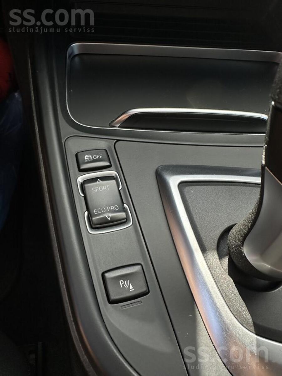 Pelēks BMW 320 2017 Rīga, ar dzinēja tilpumu 2.00 L un nobraukumu 0 tūkst. km par 8950 €, foto 23 vietnē AUTOMOTO.COM.LV